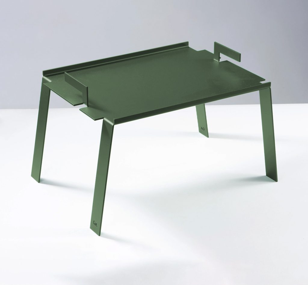 Table plateau - Cut.